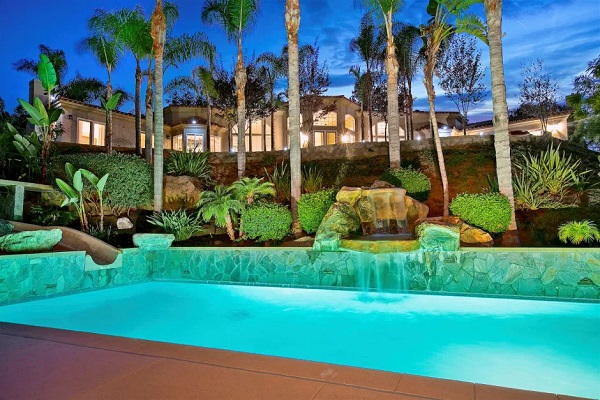 Inside WWE legend Bill Goldberg stunning mansion - Wrestling News Plus